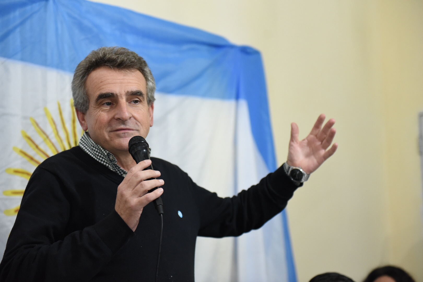 Agustín Rossi reemplazará a Juan Manzur como jefe de Gabinete – Informe ...