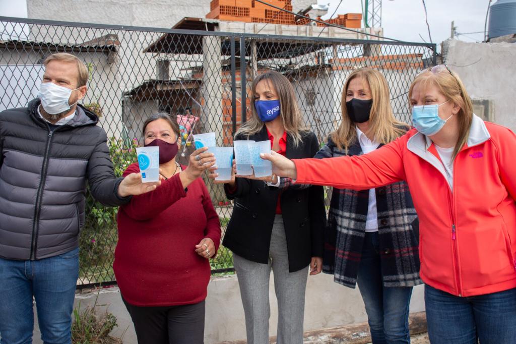 Malena Galmarini y Dulce Granados inauguraron nueva red de agua potable en Ezeiza - Informe Político